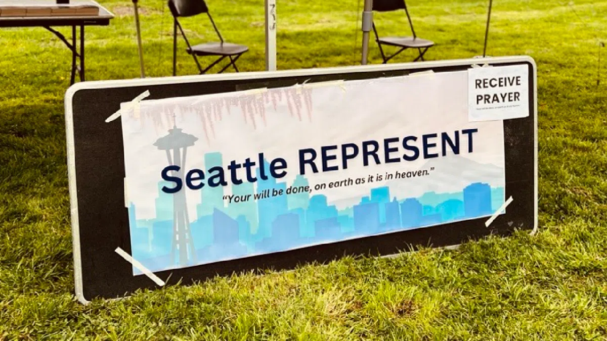 Making Jesus famous at Seattle REPRESENT Worship Night | SPIRIT 105.3