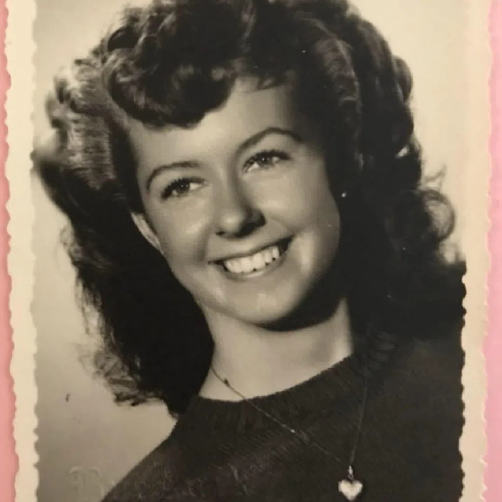 Lynette on Remembering Her Mom This Memorial Day | PRAISE 106.5