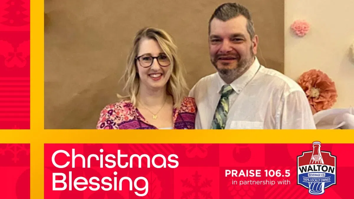 Christmas Blessing: Seth and Janelle | PRAISE 106.5