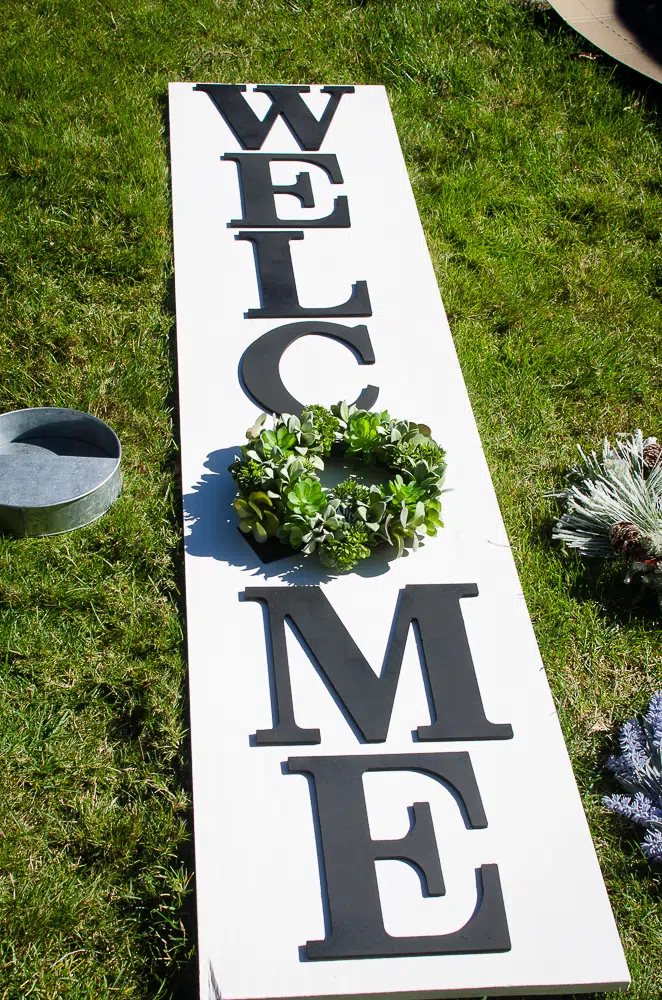 DIY Interchangeable Seasonal Welcome Sign | AllMomDoes