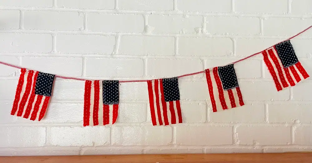 Rustic Flags Craft Tutorial | AllMomDoes