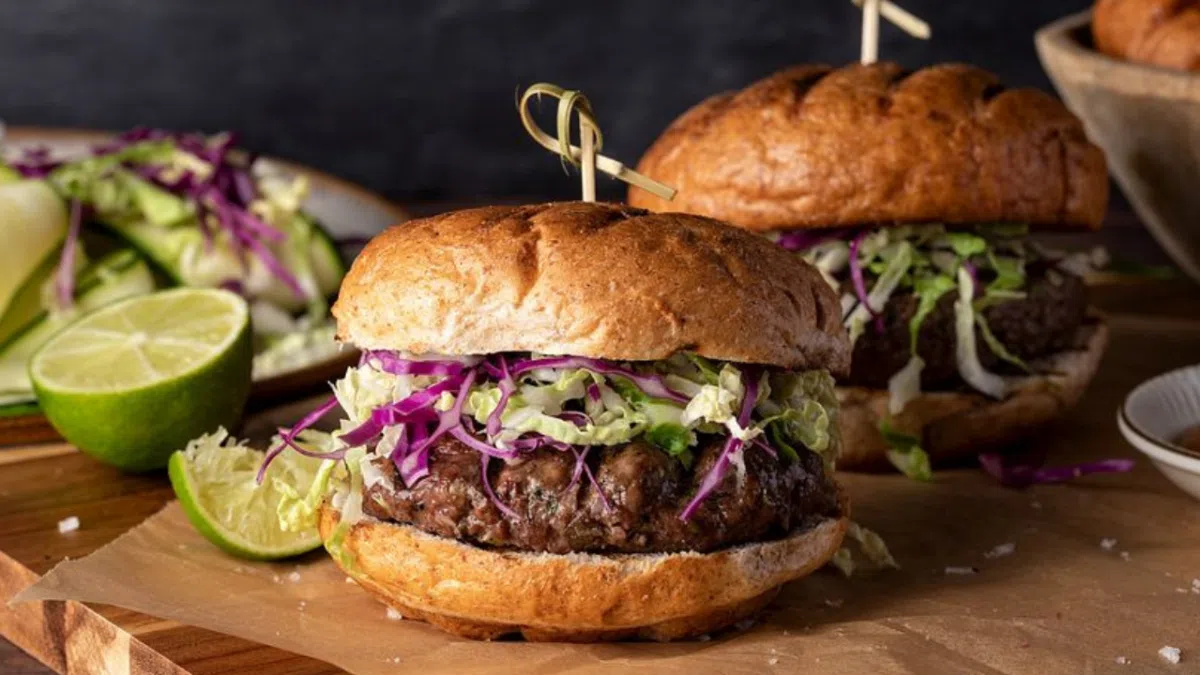 A Fresh Look at Beef Burgers | AllMomDoes