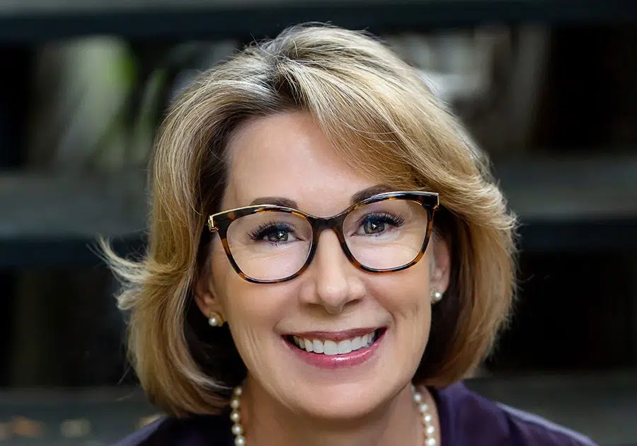 (Audio) Bob Cole talks to Mayoral Candidate Jennifer Virden | KOKE FM