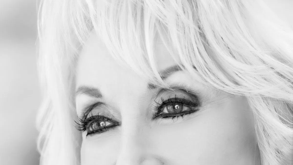 Prayers Up for Dolly: Queen of Country Sidelined by Kidney Stone | KOKE FM