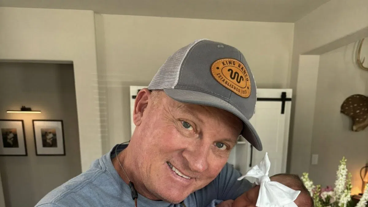 Kevin Fowler Welcomes His New Grandbaby, Hattie Ray | KOKE FM