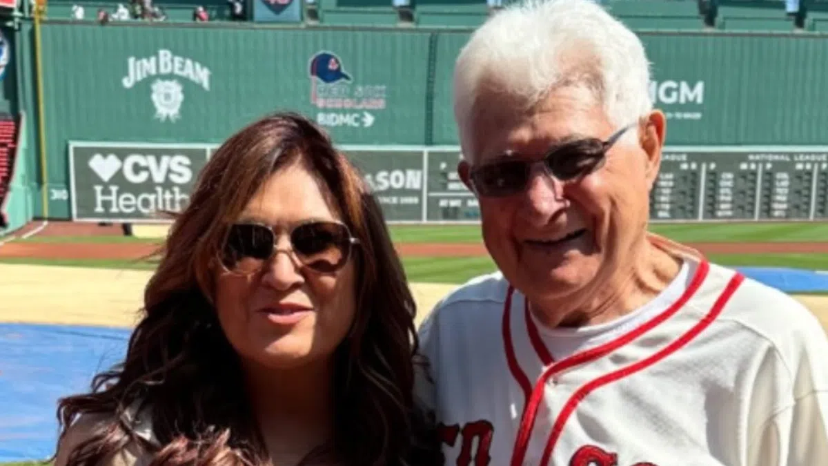 Jo Dee Messina Shares Emotional Tribute After Father’s Passing | KOKE FM