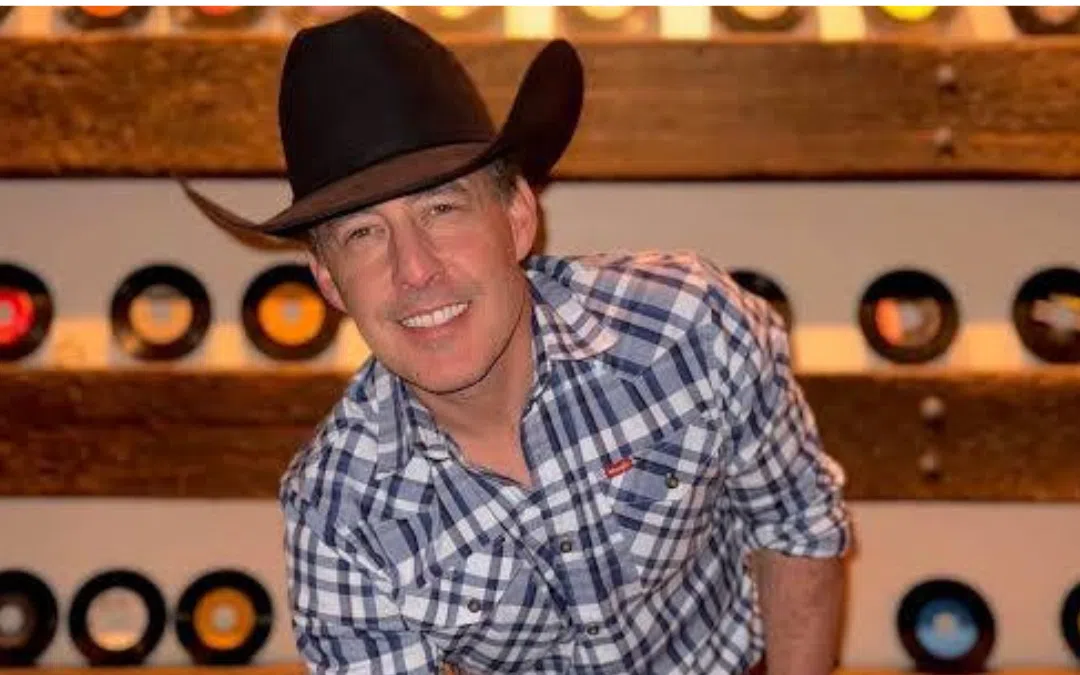Aaron Watson Hits # 1 at Texas Radio With “Pontiac (So Tell Me Momma ...