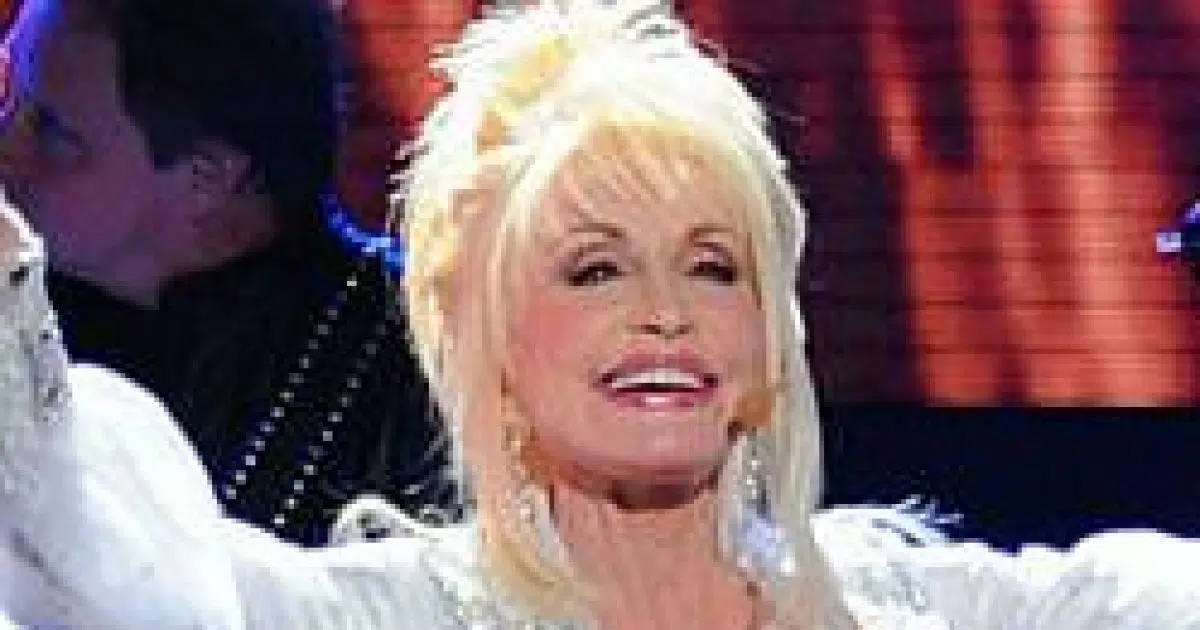R&R Hall of Fame Induction Jam – Dolly Parton Sings w/Rob Halford, Pat ...