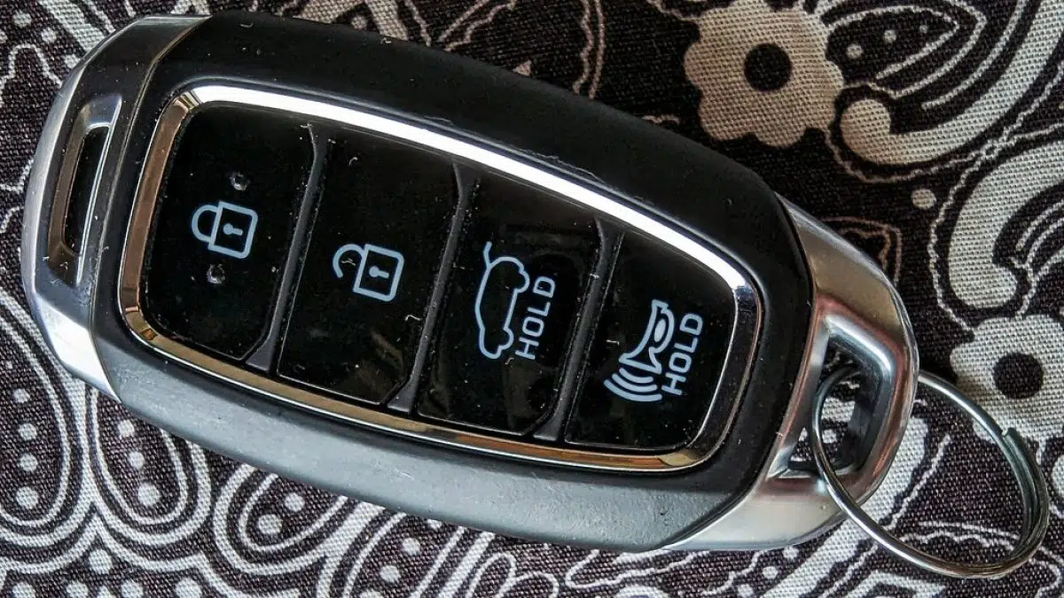 Fob Rob Job: If Your Car Has a Key Fob – You NEED To WATCH This [VIDEO ...