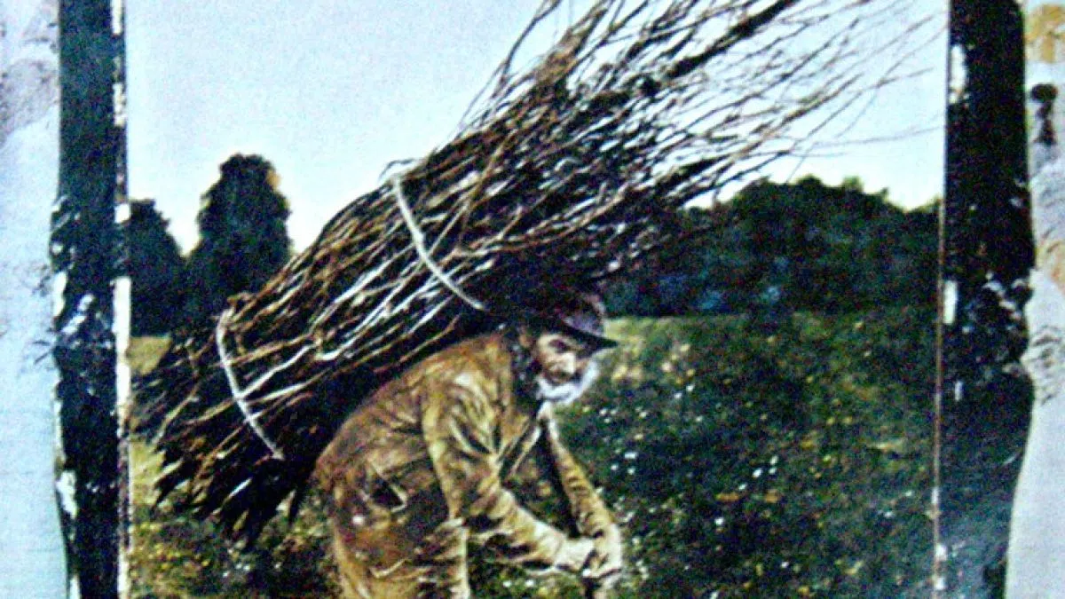 Mystery Solved: ‘Old Man Carrying Sticks’ on ‘Led Zeppelin IV’ Album ...