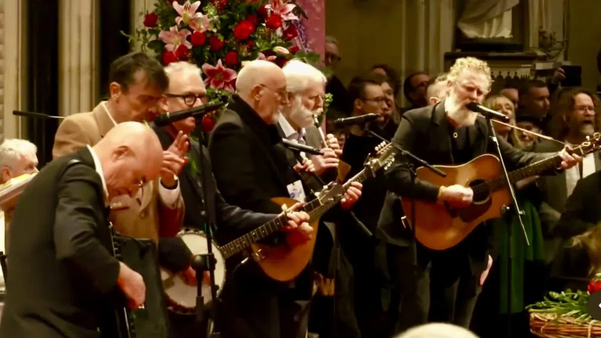 His Song “Fairytale of New York” Performed at Funeral for Irish Punk ...