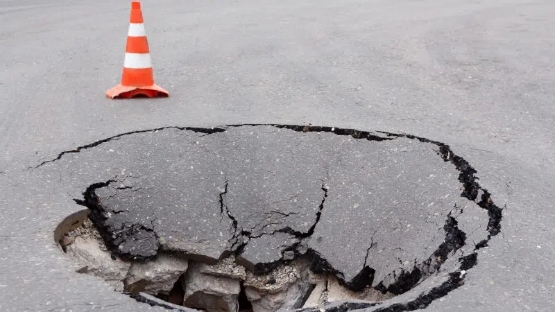 WAPL Mornings With Laura Lee & Cutter | 105.7 WAPL | The Rockin' Apple