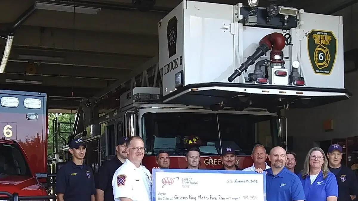 Grant helps Green Bay Metro Fire Department handle EV fires | WHBY