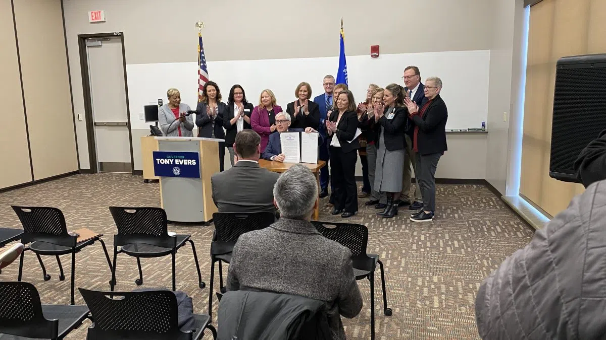 Evers signs executive order creating healthcare workforce task force ...