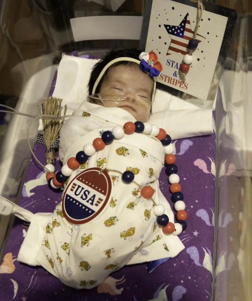 Green Bay NICU babies celebrate 4th of July | WHBY