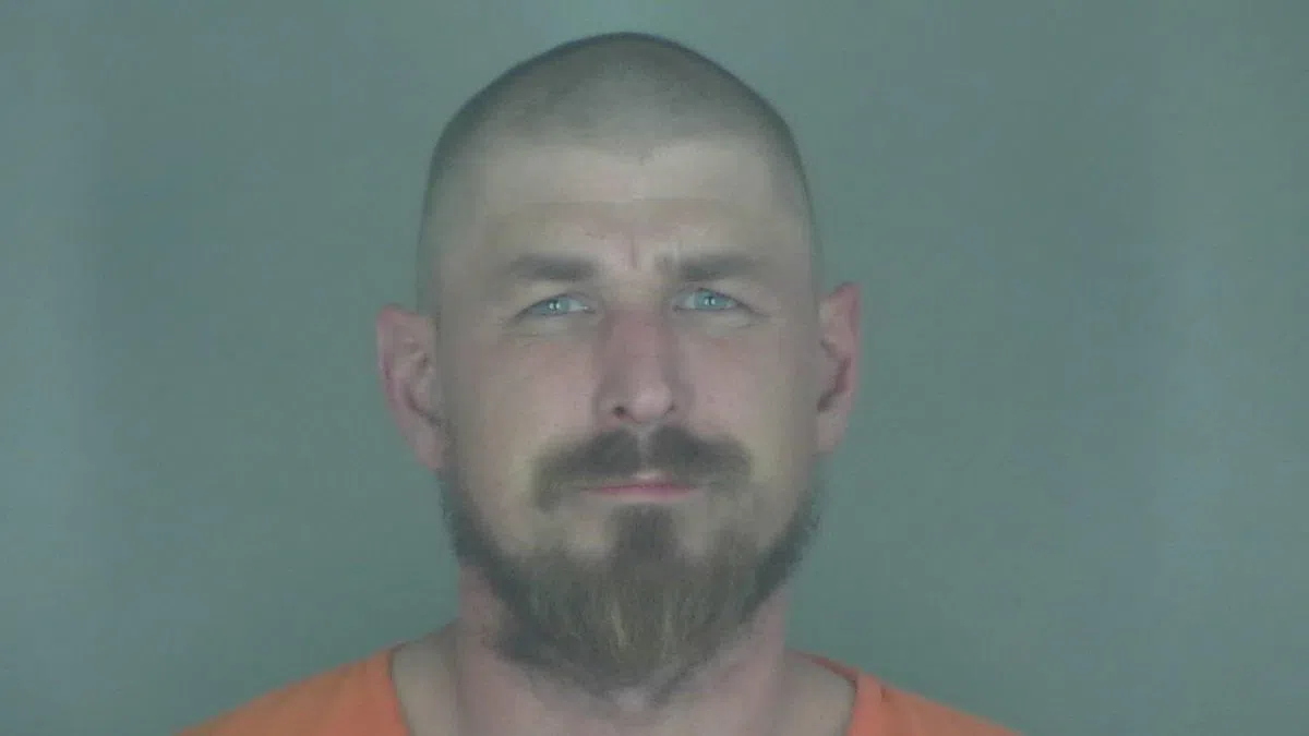 Armed and dangerous burglary-theft suspect wanted in Shawano Co. | The ...