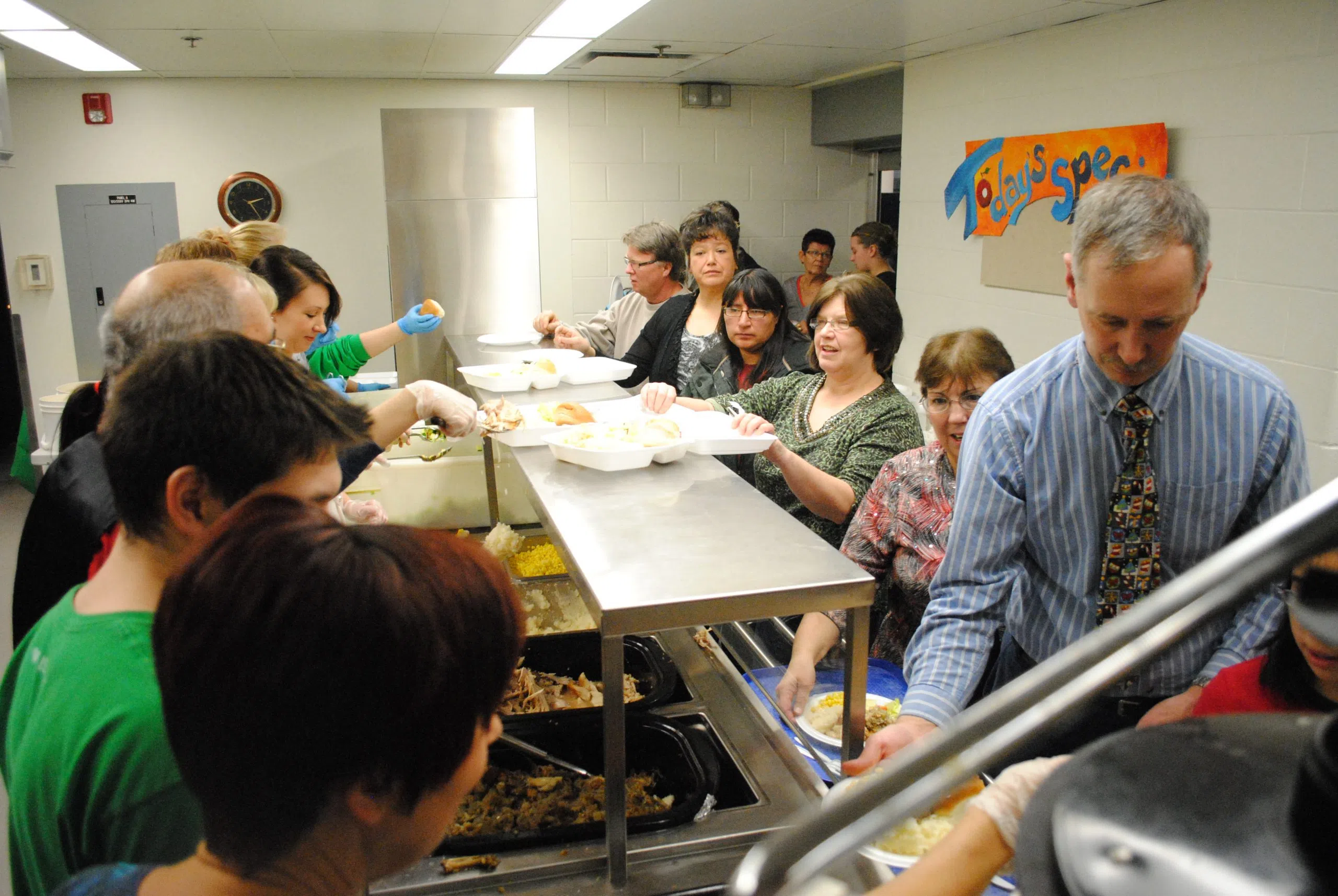 Community dinners a big success | paNOW