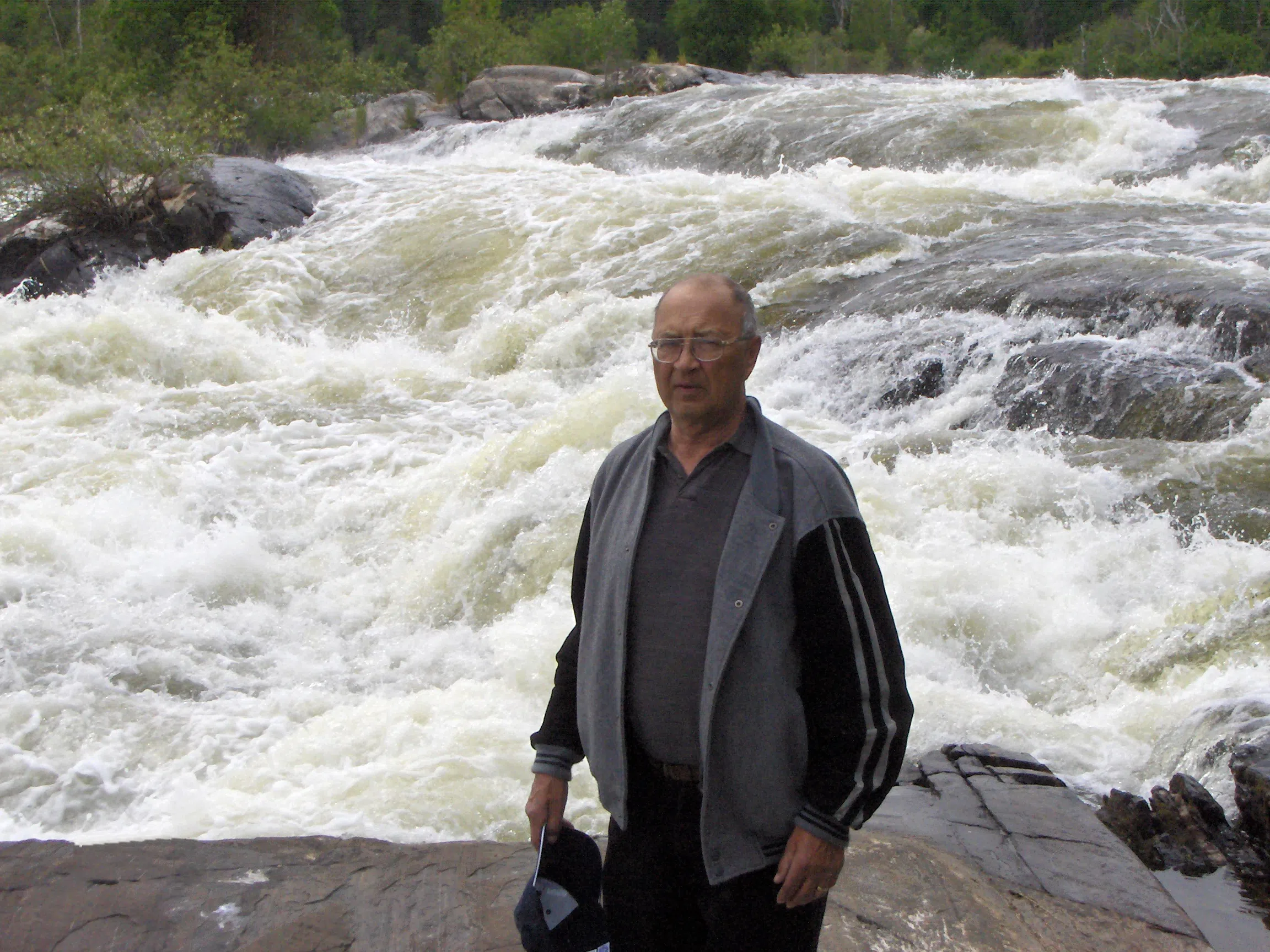 Mr. Kenneth George Michnik | paNOW