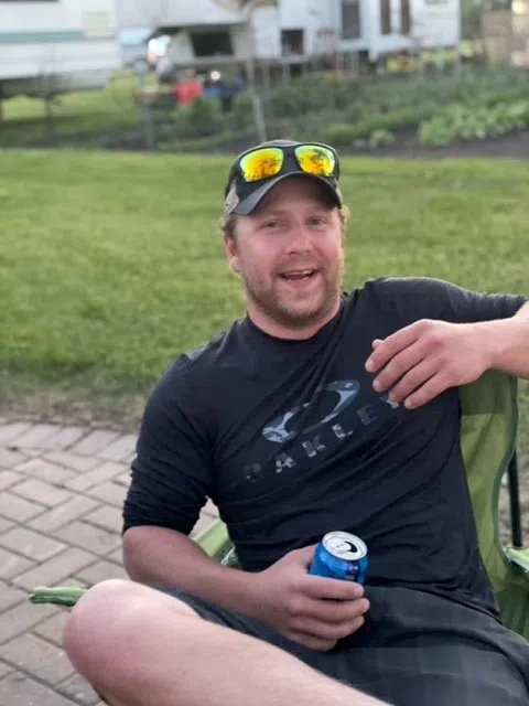 Clay Thomas Hodgson | paNOW