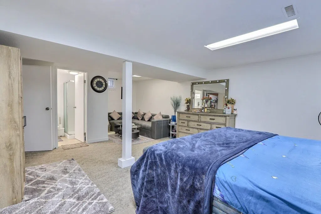 723 Eastwood Street | paNOW