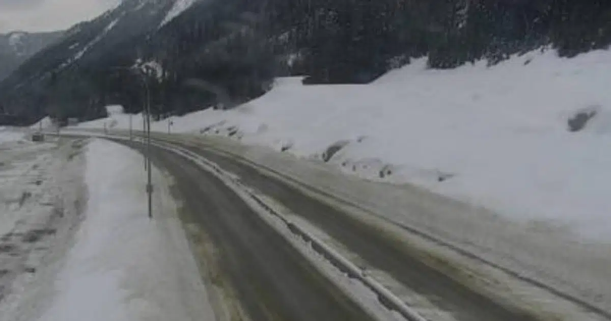 UPDATE: Coquihalla between Hope and Merritt re-opens after nearly day ...