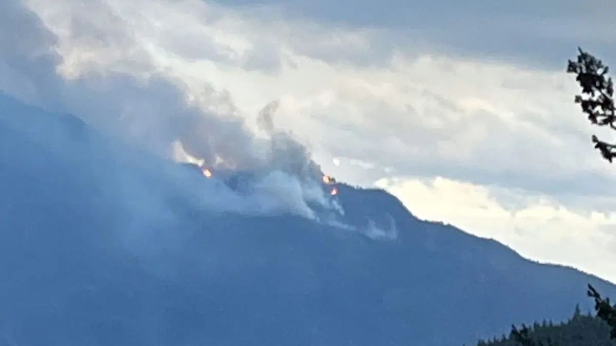 Winds and high heat whip up fire activity near Adams Lake | Radio NL ...