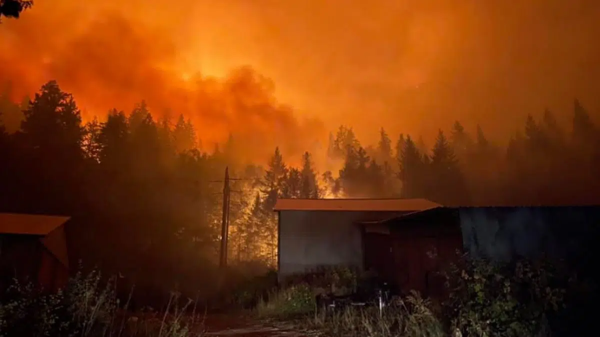 Firefighters defending structures near Sorrento as Adams Lake fire ...