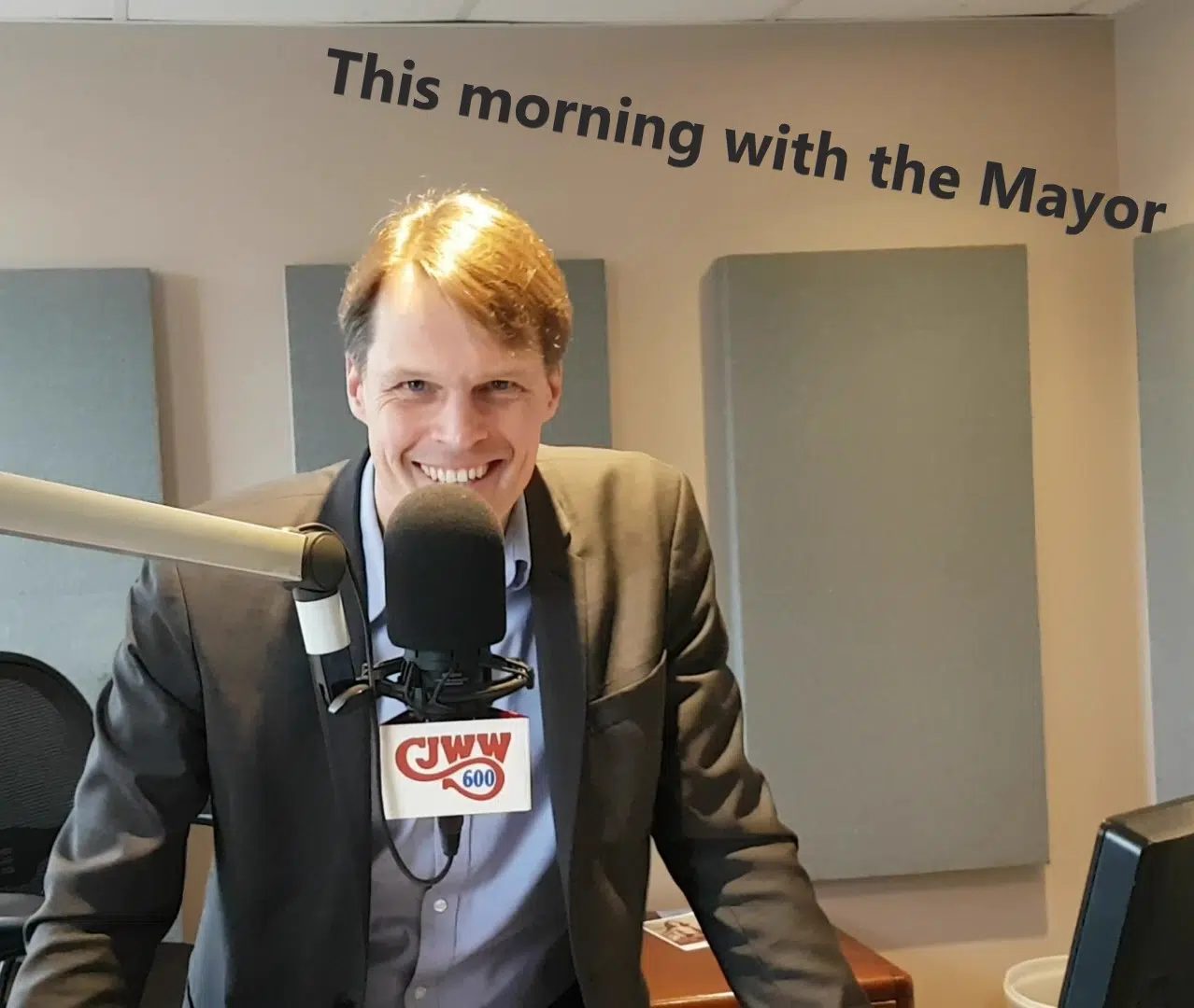 Mayor Clark with the Moo Crew – June 1 | Country 600 CJWW