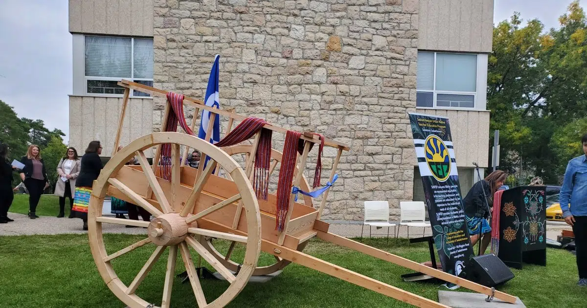 Red River cart unveiled at University of Saskatchewan | Country 600 CJWW