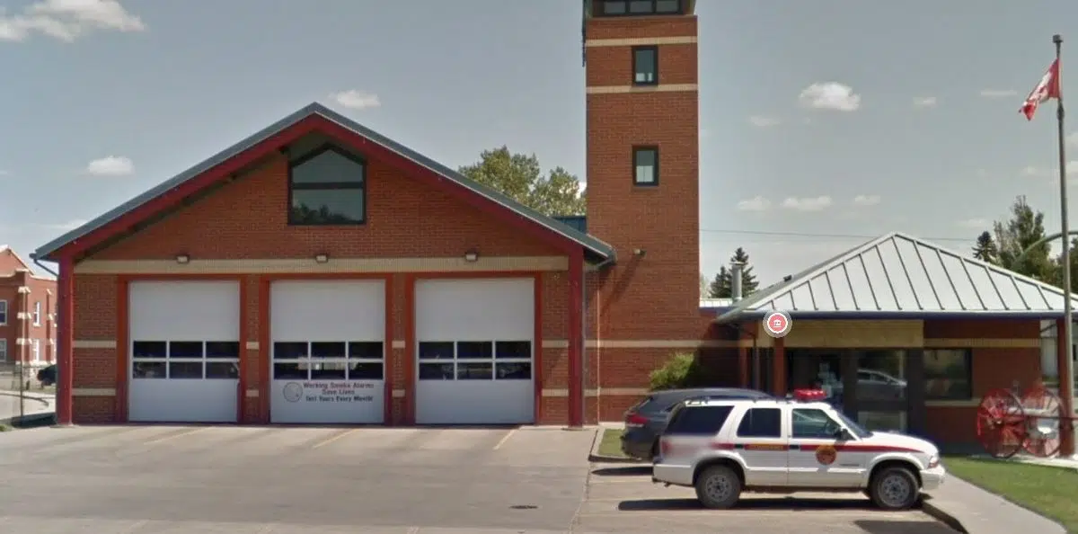 Large fire engulfs several Moose Jaw residences | Country 600 CJWW