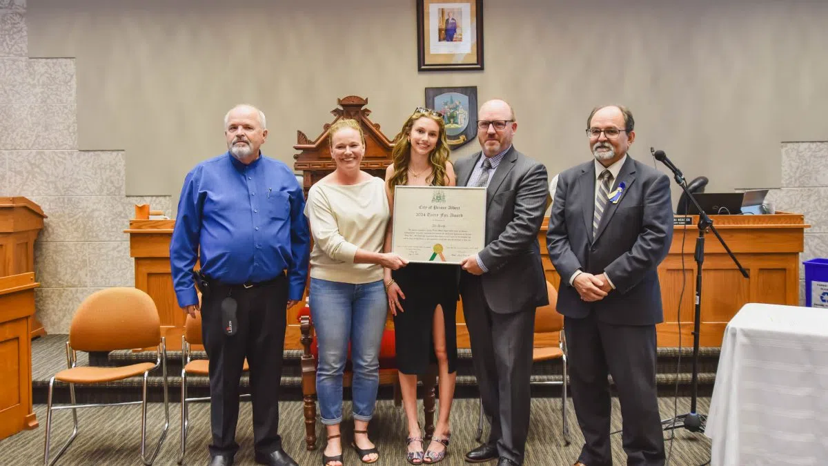 Terry Fox Award given to fifteen-year-old swimmer | 92.9 The Bull