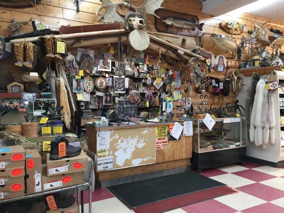 Wildfire consumes Robertson Trading Post in La Ronge | 92.9 The Bull