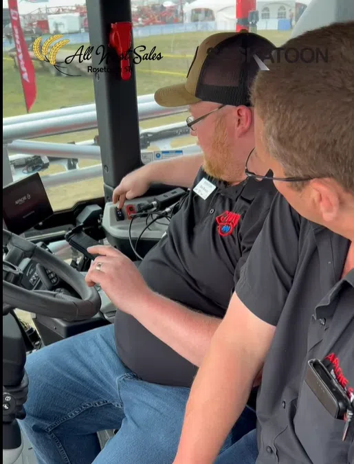 Ben Test Drives an Apache Sprayer | Country 600 CJWW