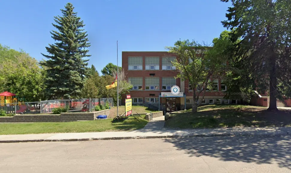 Roof of Saskatoon school library collapses | Country 600 CJWW
