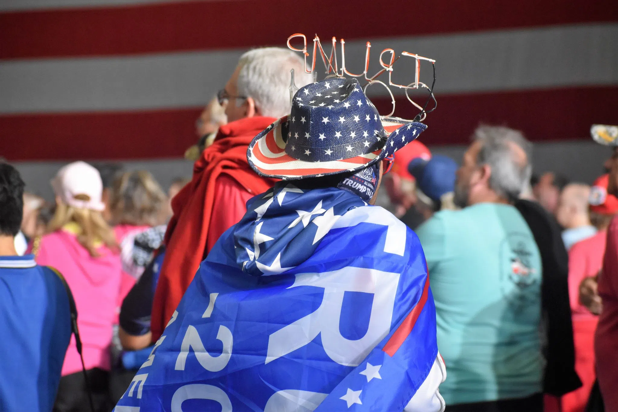 TRUMP ON THE STUMP: Former President Rallies In Michigan ...