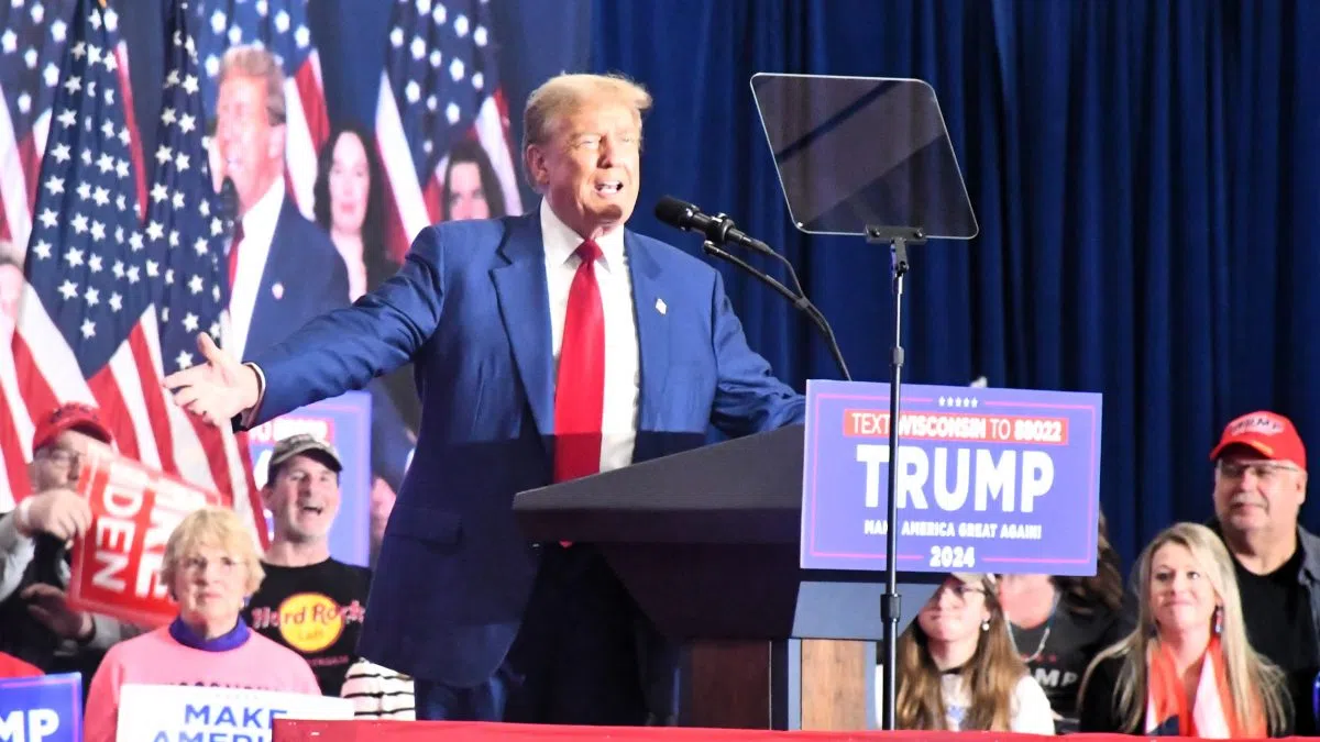 TRUMP ON THE STUMP: Former President Campaigns In Michigan, Wisconsin ...