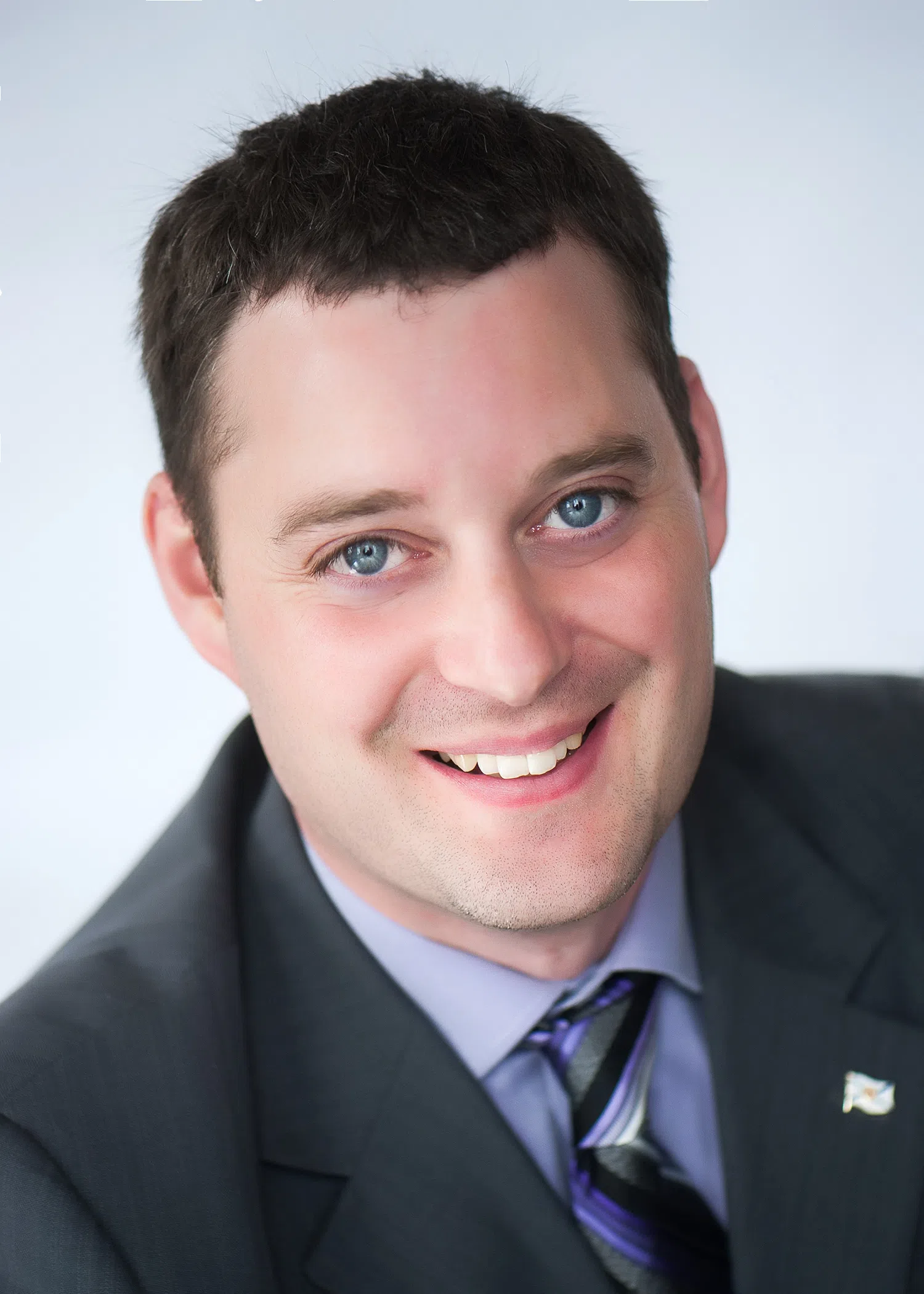 Liberal leadership candidate says he’s focused on people | Y95.5