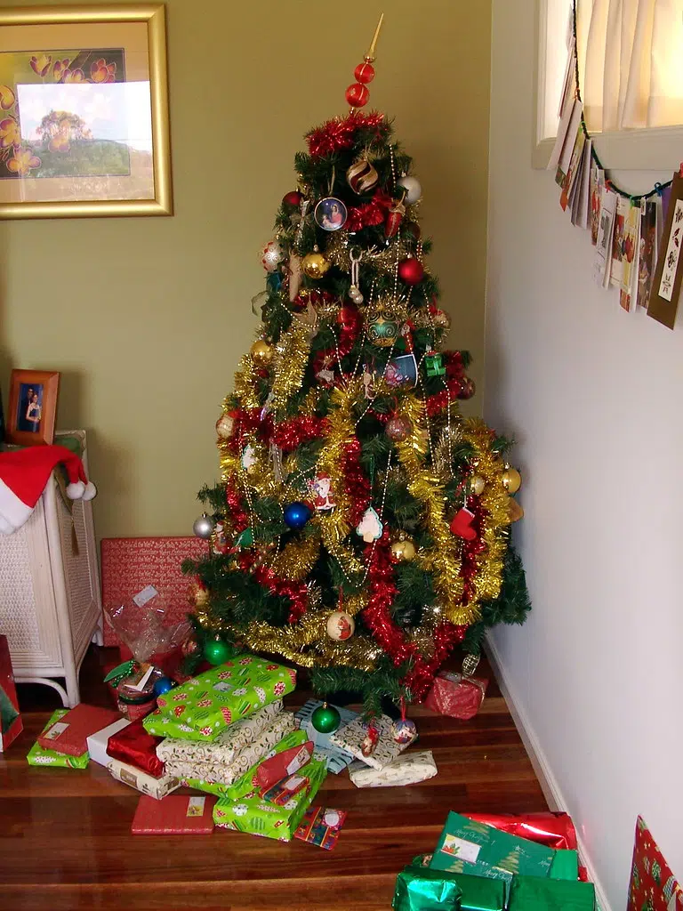 Sponsors Needed For Ninth Annual Snowflake Station | 91.9 The Bend