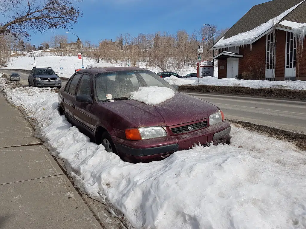 Winter Parking Ban Begins December 1st | 91.9 The Bend