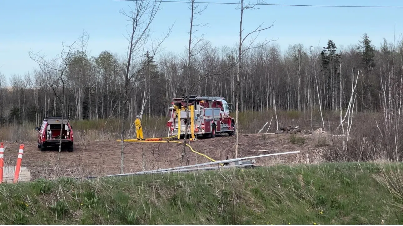 Firefighters battle large brush fire in Moncton | 91.9 The Bend