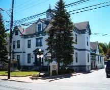 Historic Building Naming Contest Kicks Off In Queens County | Country 100.7