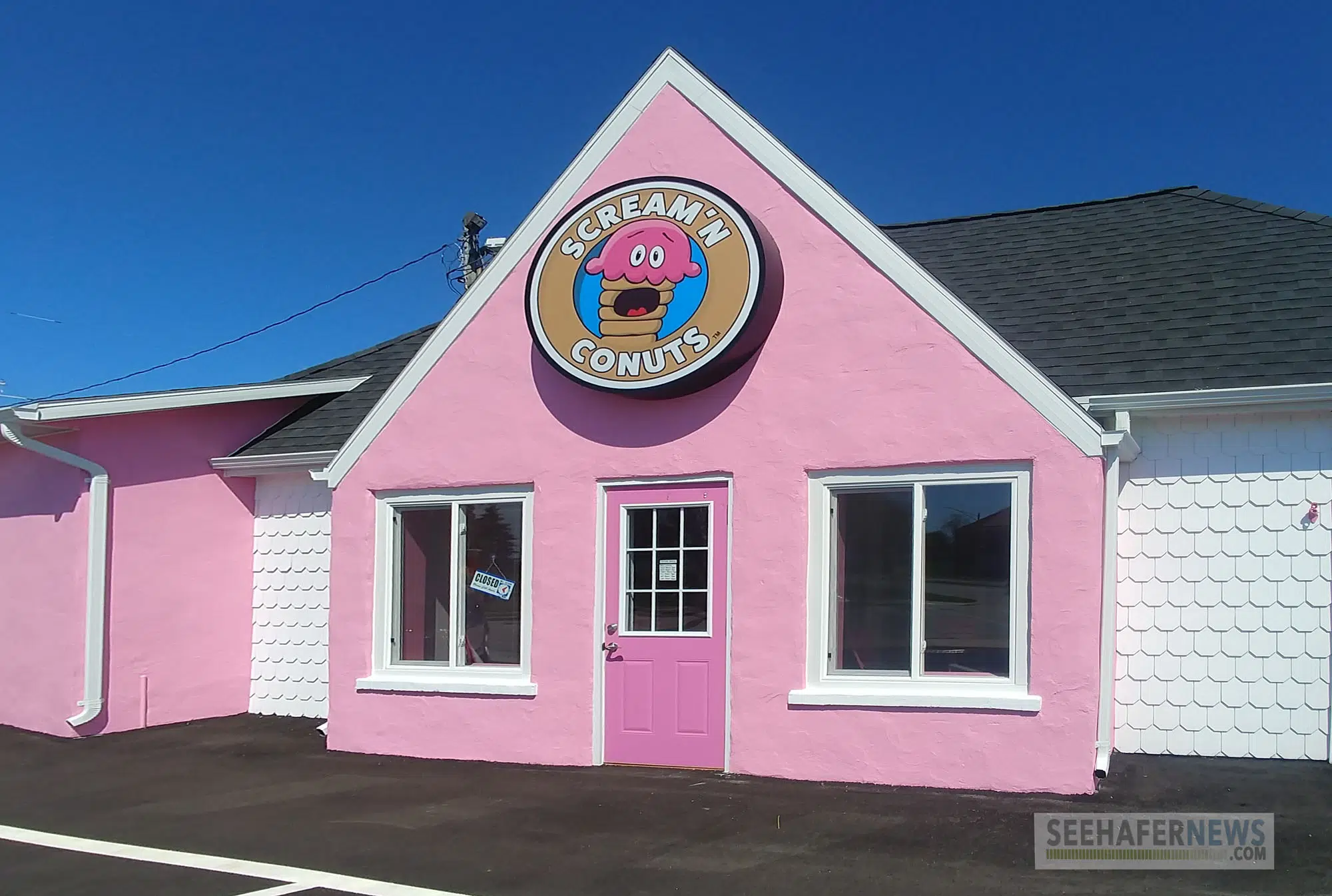 17 Year Old Two Rivers Girl Opens Ice Cream Shop | Seehafer News