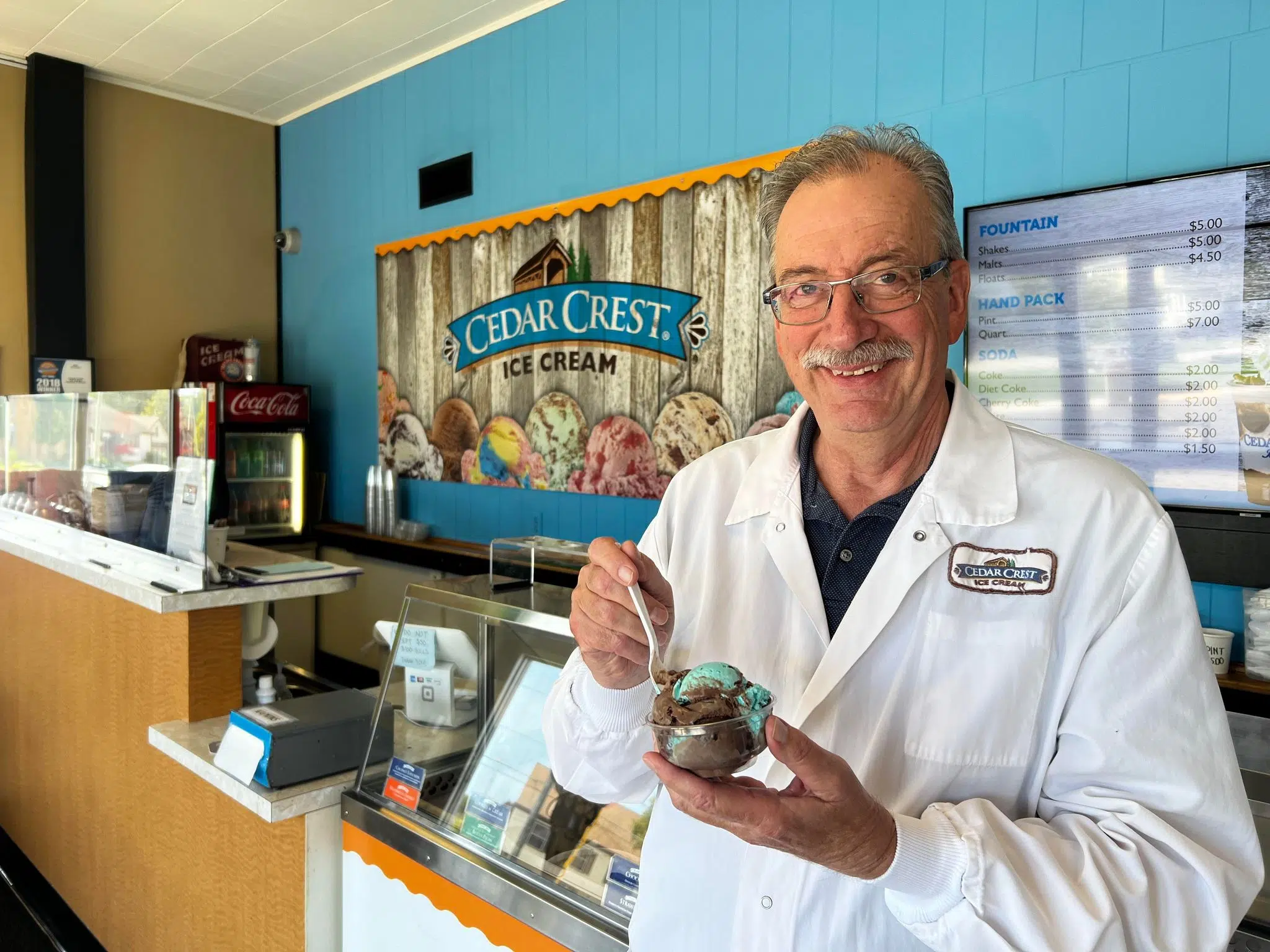 Bernice The Cow Dressed For Sputnikfest | Seehafer News