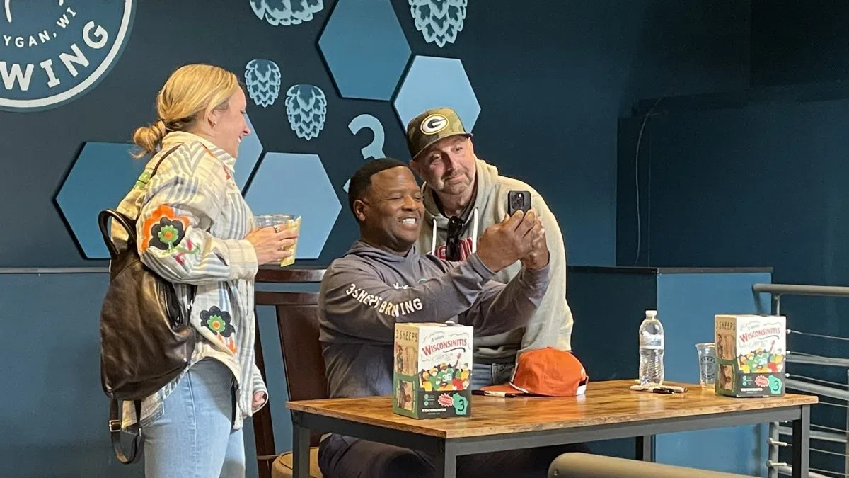 NFL Hall of Famer Leroy Butler Teams Up with 3 Sheeps for Draft Kickoff ...