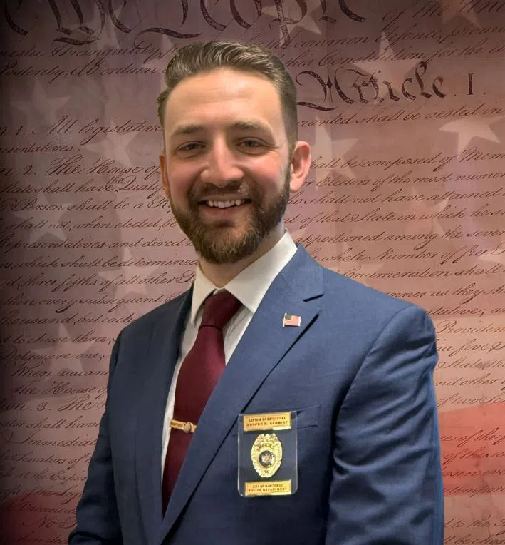 Rep. Tittl Honors Manitowoc Police Captain as First Responder of the ...