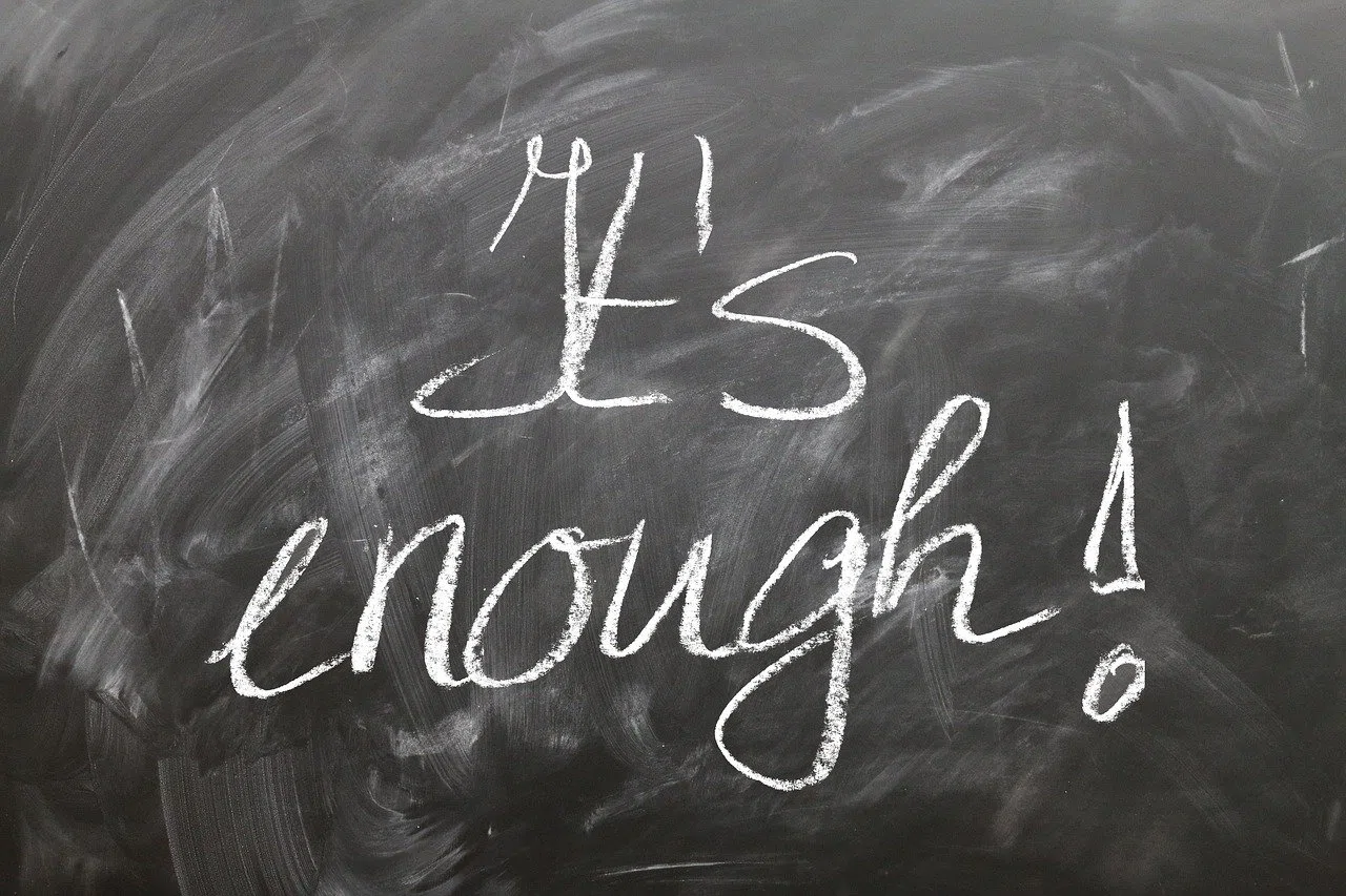 I’m at my breaking point! What now: With Dr Julie Gowthorpe RSW | Mix 97