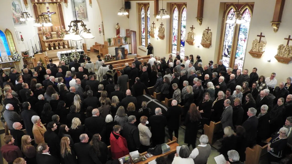 Community says final goodbye to Daryl Kramp | Quinte News