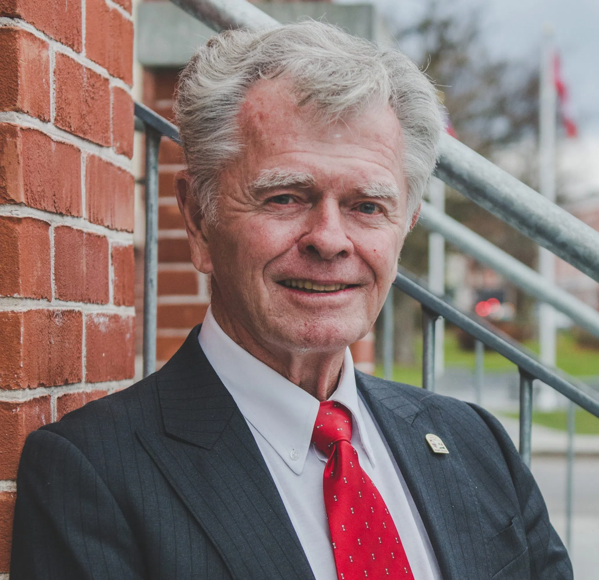 Loyalist handing out seven honourary diplomas at 2024 convocation ceremonies | Quinte News