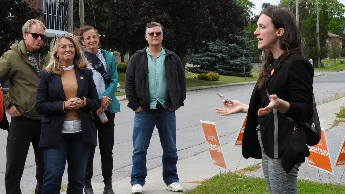 OSSTF endorses Amanda Robertson | Quinte News