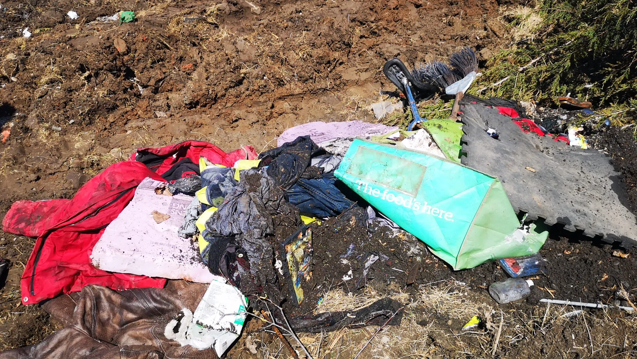 Belleville clears abandoned homeless encampment | Quinte News